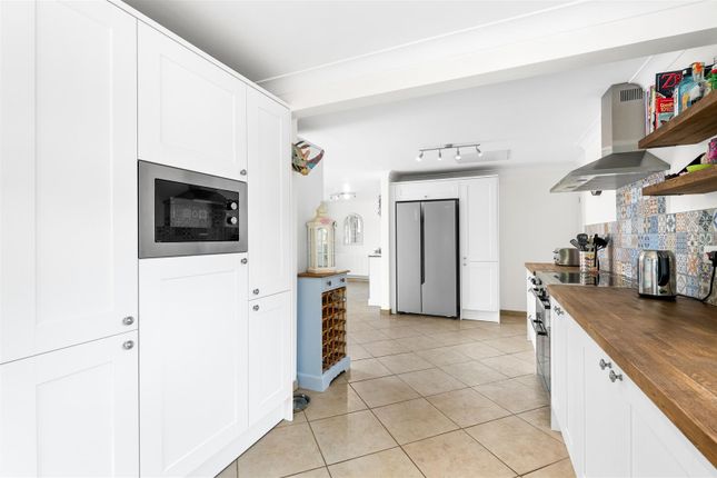 Bridge Lane, Scopwick, Lincoln LN4, 4 bedroom bungalow for sale ...