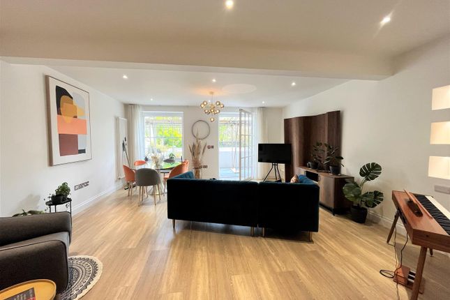 Queens Park, 30 West Drive, Brighton BN2, 2 bedroom flat for sale ...