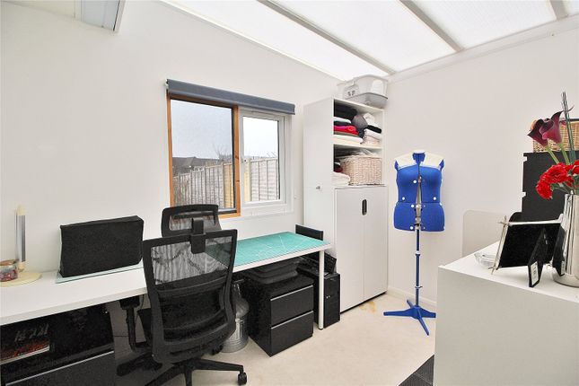 Shepherds Mead, Worthing, West Sussex BN14, 2 bedroom bungalow for sale ...