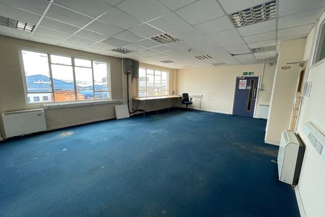 Unit 2, Triangle Business Centre, 95 Commerce Way, Lancing Business ...