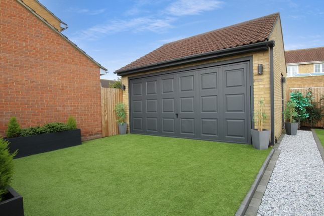 Twinstead, Wickford SS12, 4 bedroom detached house for sale - 69678012 ...
