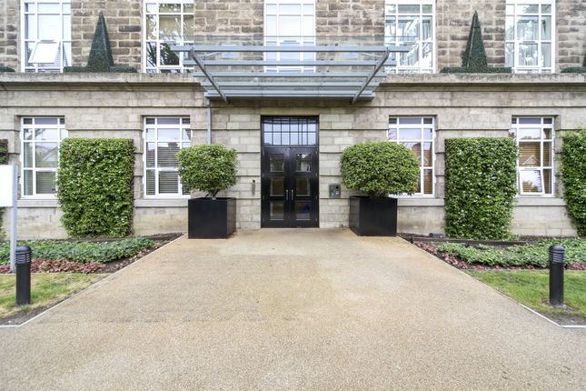 Bromyard House, Bromyard Avenue, London W3, 3 bedroom flat for sale ...