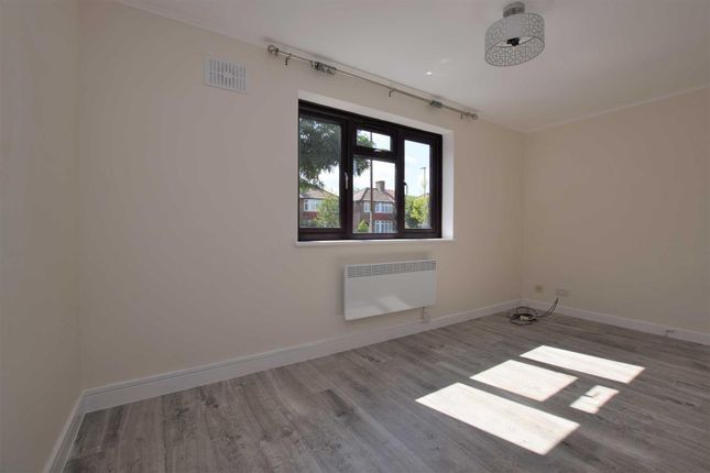 Booth Road, Colindale, London NW9, 1 bedroom maisonette to rent ...