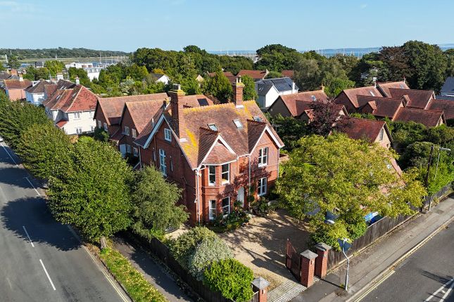 Homes for Sale in Lymington - Buy Property in Lymington - Primelocation