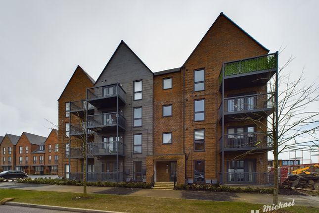 Flats for Sale in Spindle Close, Houghton Regis, Dunstable LU5 ...