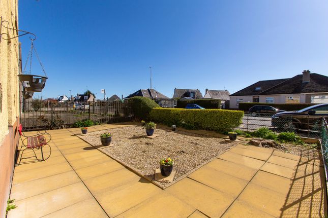 Craigentinny Road, Edinburgh EH7, 2 bedroom flat for sale - 64399469 ...