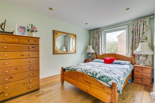 Chiswick Staithe, Hartington Road, London W4, 5 bedroom terraced house ...