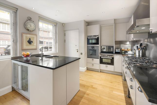 Chelsea Square, London SW3, 6 bedroom terraced house for sale ...