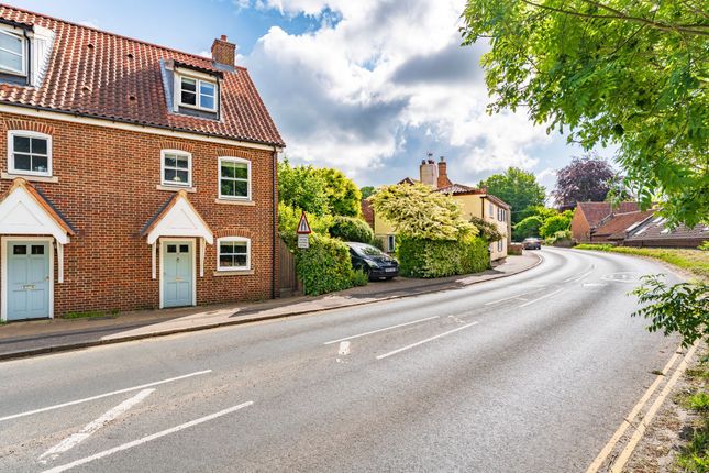 High Street, Coltishall NR12, 3 bedroom end terrace house for sale ...
