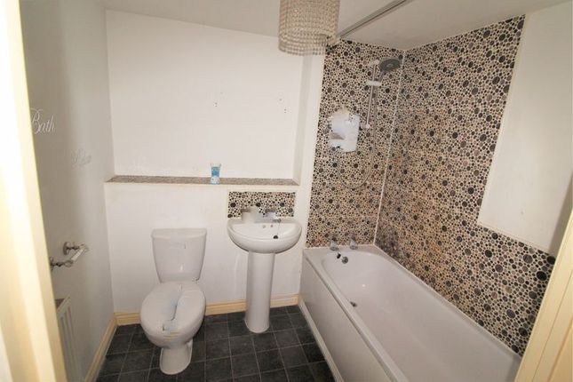 Goodrich Mews, Upper Gornal, Dudley DY3, 2 bedroom flat for sale ...