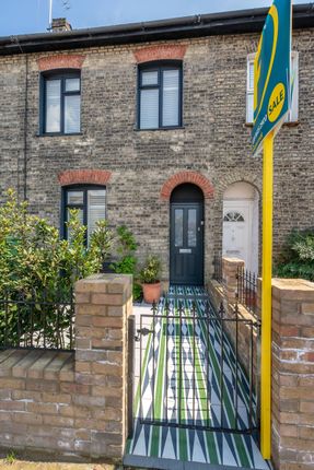 Haydons Road, Wimbledon, London SW19, 2 bedroom property for sale ...