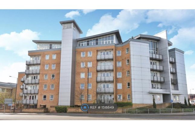 Flats to Let in Thirkleby Close, Slough SL1 - Apartments to Rent in ...