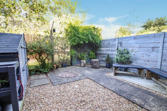 Mulberry Gardens Goring By Sea Worthing Bn12 3 Bedroom End Terrace