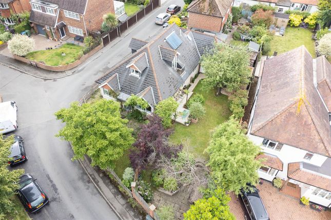 Homes for Sale in Hersham, Surrey - Buy Property in Hersham, Surrey ...