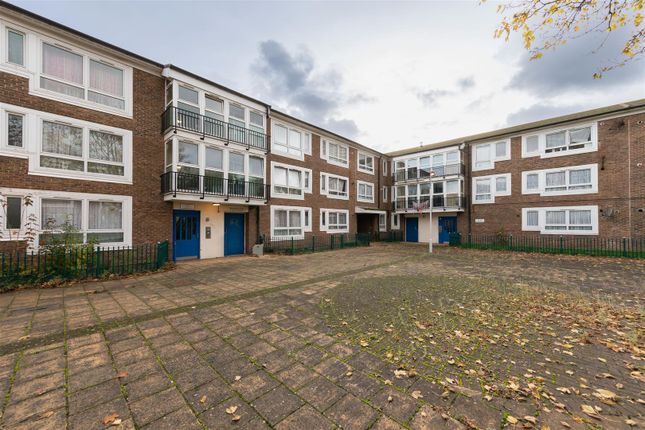 Old Barrowfield, London E15, 2 bedroom flat for sale - 66131727 ...