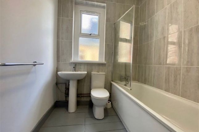 Connaught Road, Roath, Cardiff CF24, studio for sale - 65617055 ...