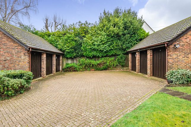Morris Way, West Chiltington, West Sussex RH20, 2 bedroom flat to rent ...