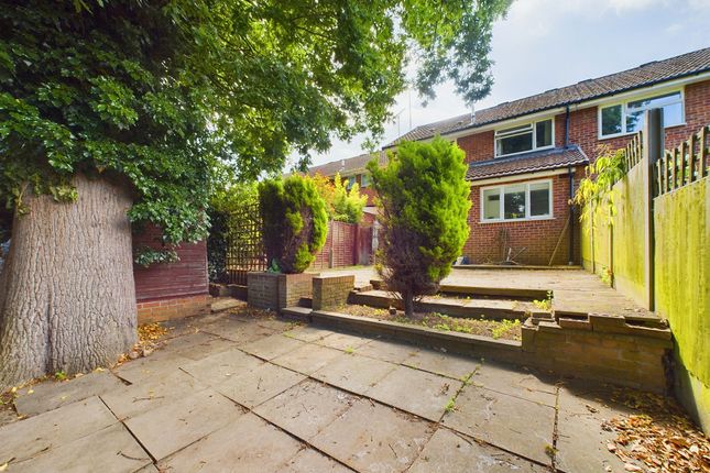 Edward Close, Oadby LE2, 3 bedroom semi-detached house for sale ...