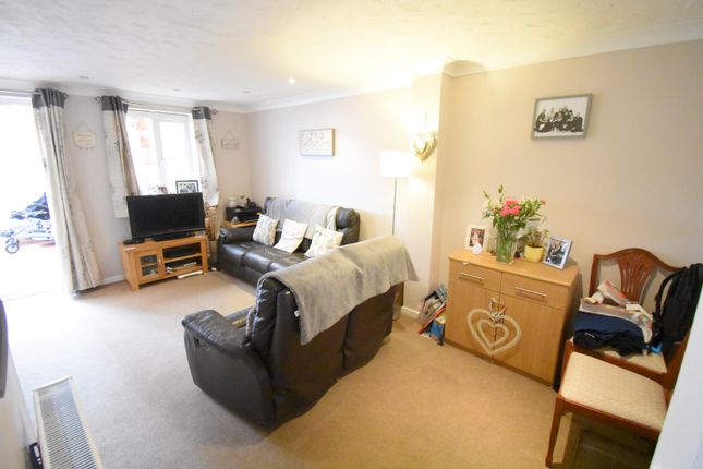 Olympic Way, Kettering NN15, 3 bedroom terraced house to rent ...