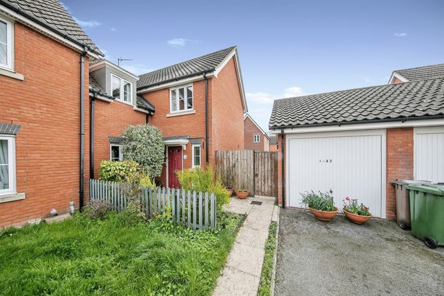 4 Bed End Terrace House For Sale In Crooked Creek Road Rendlesham