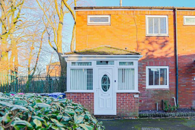 Peatfield Avenue, Wardley, Swinton, Manchester M27, 3 bedroom end ...