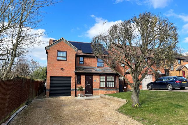 Rushy End East Hunsbury Northampton Nn4 4 Bedroom Detached House For