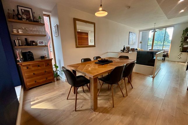 Britannia Mills, 11 Hulme Hall Road, Castlefield, Manchester M15, 2 ...