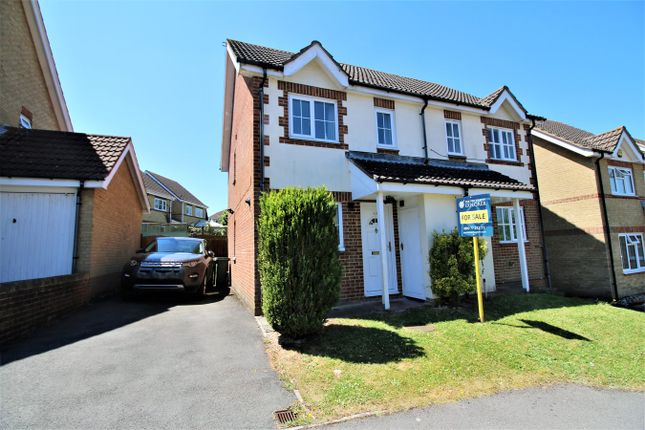 2 bed semi-detached house for sale in Highdowns, Hatch Warren ...