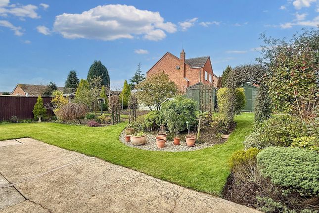 Leverington Common, Leverington PE13, 4 bedroom detached bungalow for ...