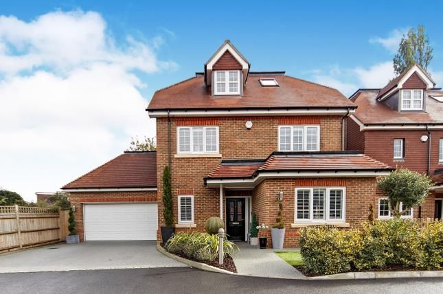 Homes For Sale In Lyconby Gardens Croydon Cr0 Buy Property In