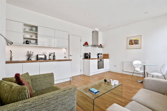 Saltram Crescent, Maida Vale, London W9, 2 bedroom flat for sale ...