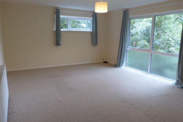 Capstan Ride, The Ridgeway, Enfield EN2, studio to rent - 67899615 ...