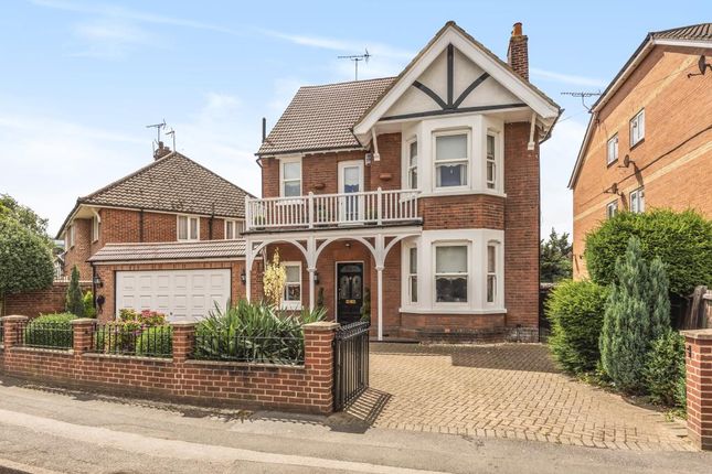 Homes for Sale in Adelphi Gardens, Slough SL1 - Buy Property in Adelphi ...