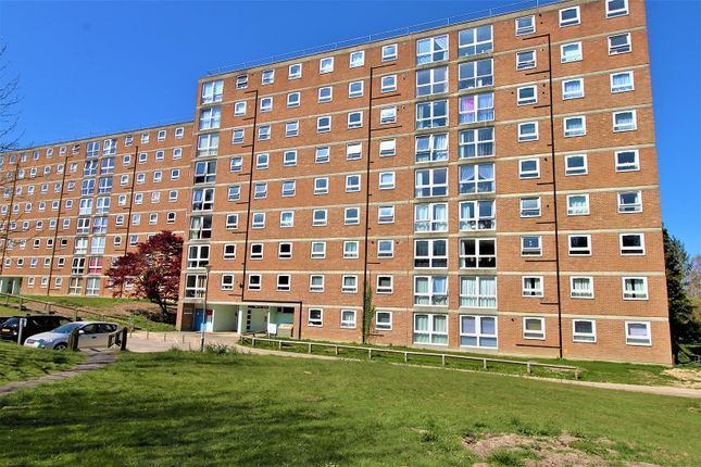Milton Mount, Crawley, West Sussex. RH10, 2 bedroom flat for sale ...