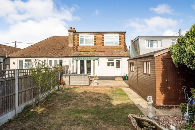 Barbara Close, Rochford, Essex SS4, 4 bedroom bungalow for sale ...