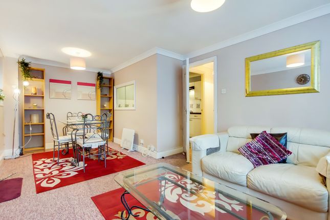 Homes For Sale In Lansdowne Road Purley Cr8 Buy Property In