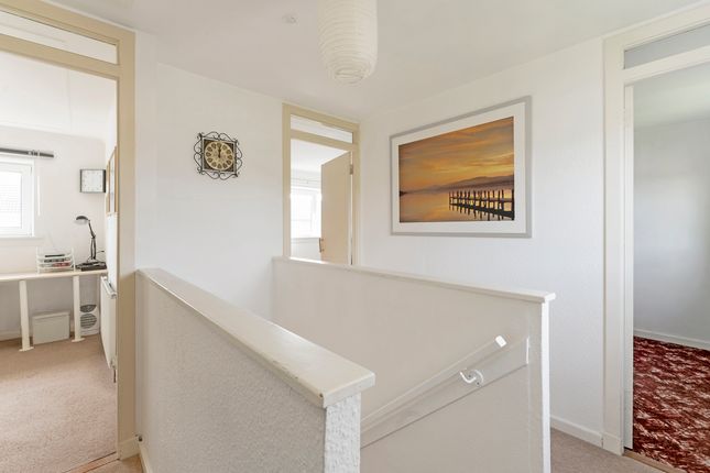 Doon Road Kirkintilloch Glasgow G66 3 Bedroom Terraced House For
