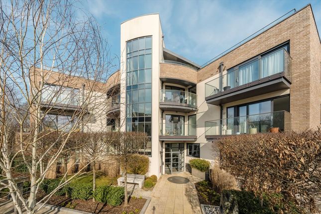 Lower Richmond Road, London SW15, 2 bedroom flat for sale - 69684191 ...