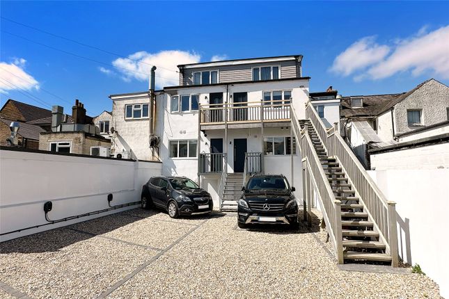Pier Road, Littlehampton, West Sussex BN17, 3 bedroom flat for sale ...
