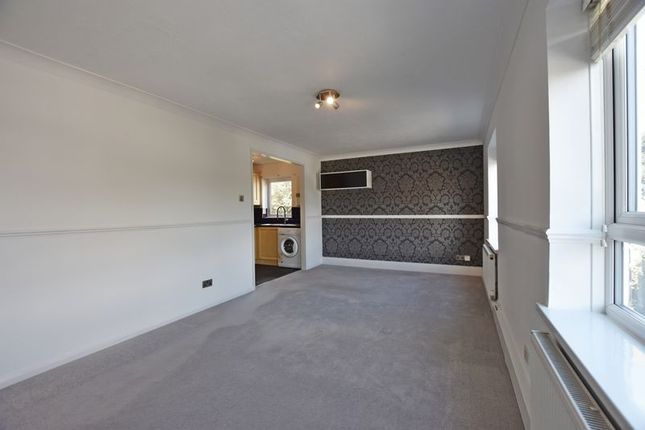 Lambourn Grove, Kingston Upon Thames KT1, 1 bedroom flat to rent ...