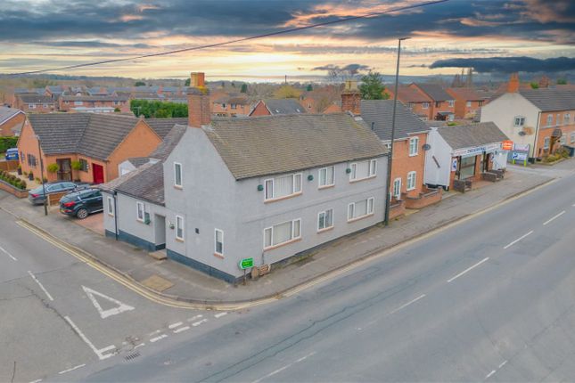 Main Street, Overseal, Swadlincote DE12, 4 bedroom cottage for sale ...