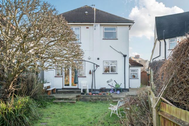 Chadacre Road, Stoneleigh, Epsom KT17, 4 bedroom detached house for ...