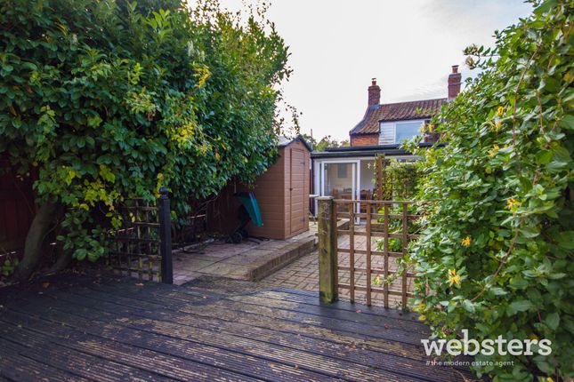 Queens Road, Hethersett NR9, 2 bedroom end terrace house to rent ...