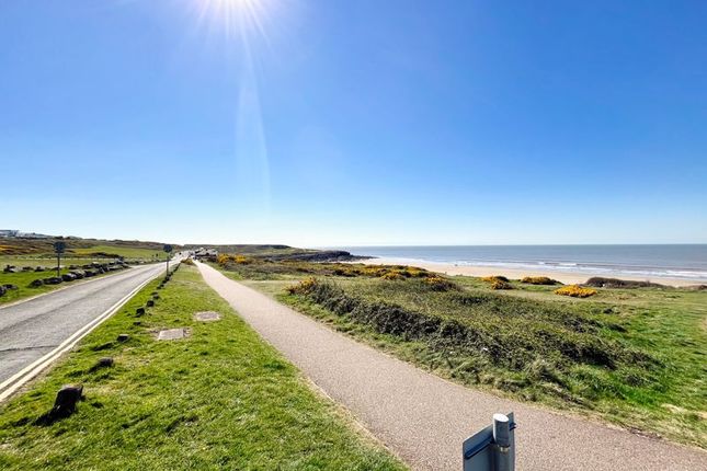 57 Rest Bay, Porthcawl CF36, 2 bedroom flat for sale - 65752099 ...