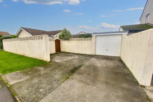 Trenethick Avenue, Helston TR13, 4 bedroom bungalow for sale - 68959061 ...