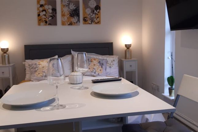 Shinners Close, London SE25, studio to rent - 65142336 | PrimeLocation