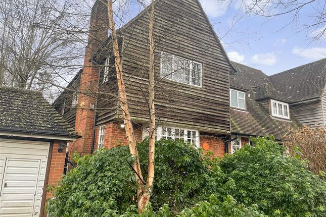 Copthorne Road, Felbridge, West Sussex RH19, 4 bedroom semi-detached ...