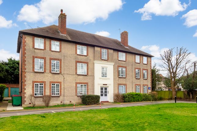 Cheam Mansions, Station Way, Cheam, Sutton SM3, 2 bedroom flat for sale ...