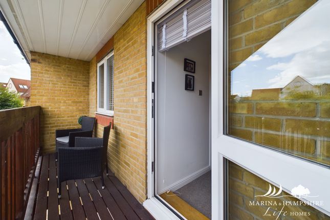 Tintagel Way, Port Solent, Portsmouth PO6, 3 bedroom end terrace house ...