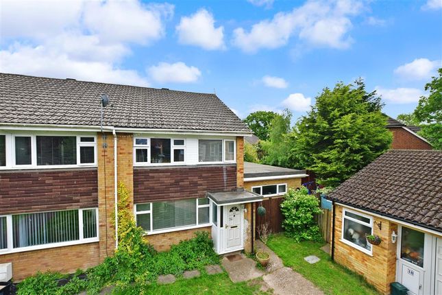 Chilberton Drive, Merstham, Redhill, Surrey RH1, 5 bedroom end terrace ...